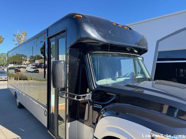 2014, International 3400, Mini Bus Limo, Specialty Vehicle Group