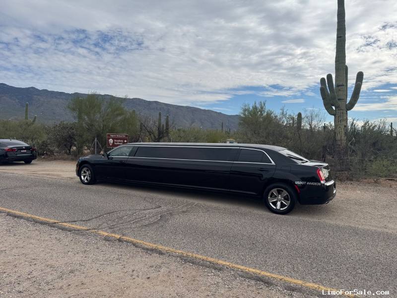 2019, Sedan Stretch Limo, Springfield