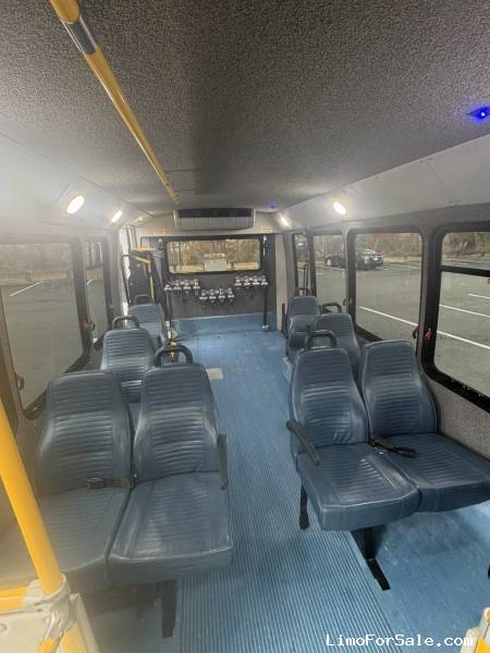 2019, Mini Bus Shuttle / Tour, Elkhart Coach