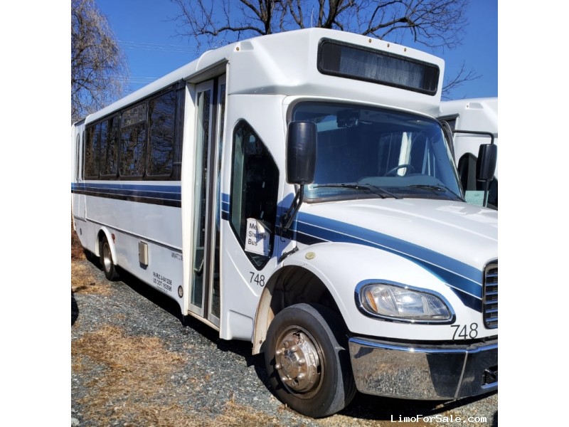 2013, Freightliner Federal Coach, Mini Bus Shuttle / Tour