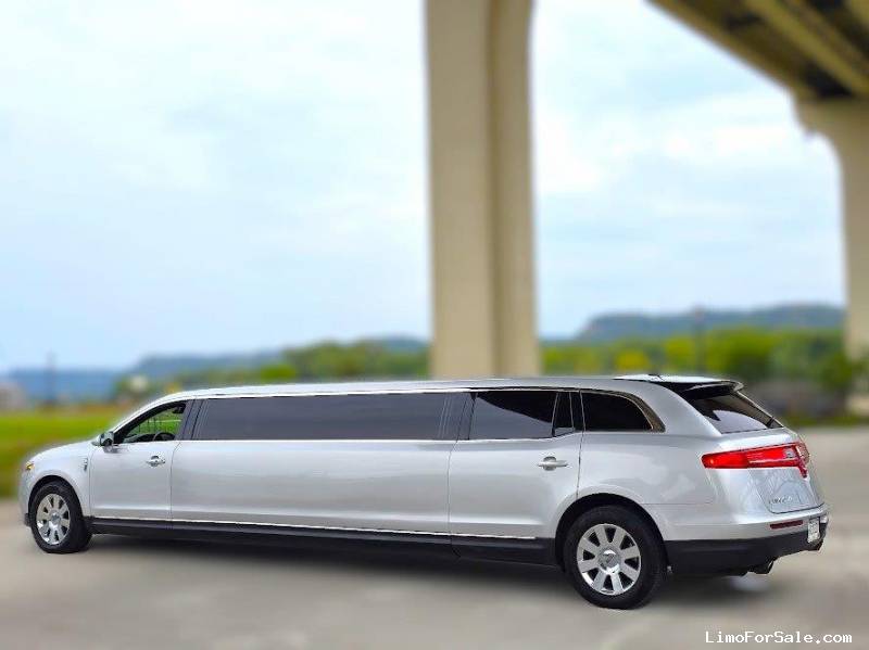 2019, Sedan Limo, Royale