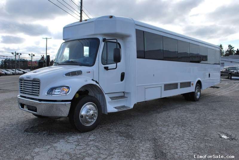 2014, Freightliner Federal Coach, Mini Bus Limo, LGE Coachworks