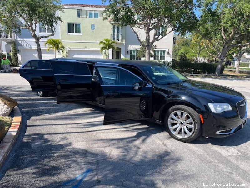 2017, Chrysler 300, Sedan Stretch Limo, Pinnacle Limousine Manufacturing