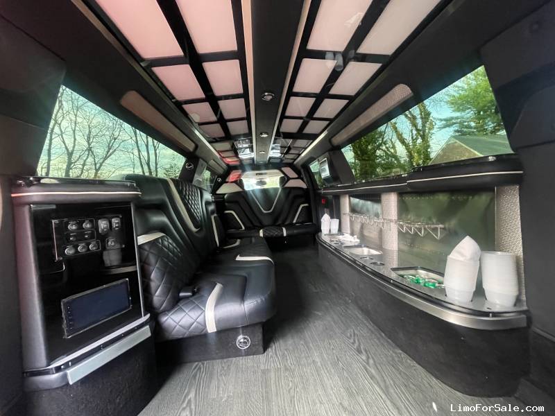 2023, Sedan Stretch Limo, Pinnacle Limousine Manufacturing