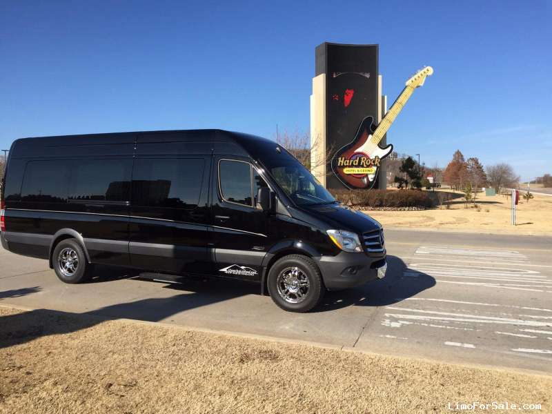 2014, Mercedes-Benz Sprinter, Van Shuttle / Tour, Springfield
