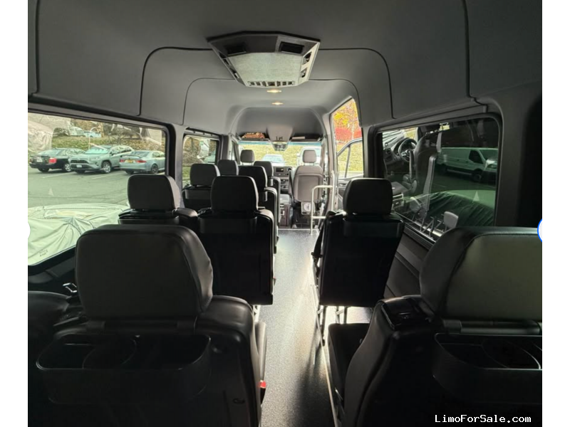 2022, Mercedes-Benz Sprinter, Van Shuttle / Tour, Mercedes