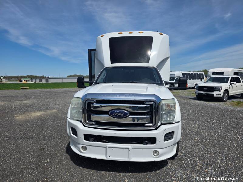 2015, Mini Bus Shuttle / Tour, Tiffany Coachworks