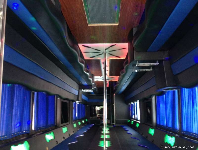 2014, MCI D Series, Motorcoach Limo