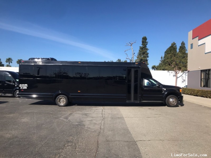 2017, Ford F-550, Party Bus, Tiffany Coachworks