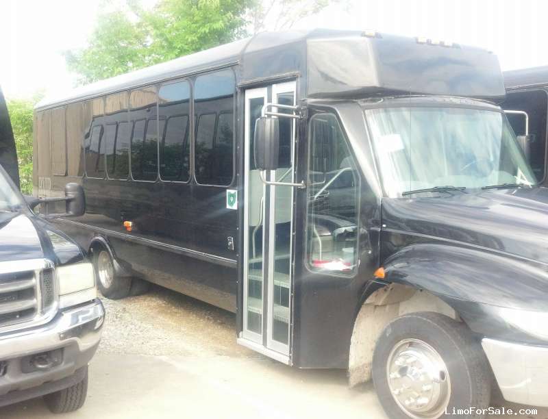 2007, International 3200, Mini Bus Shuttle / Tour
