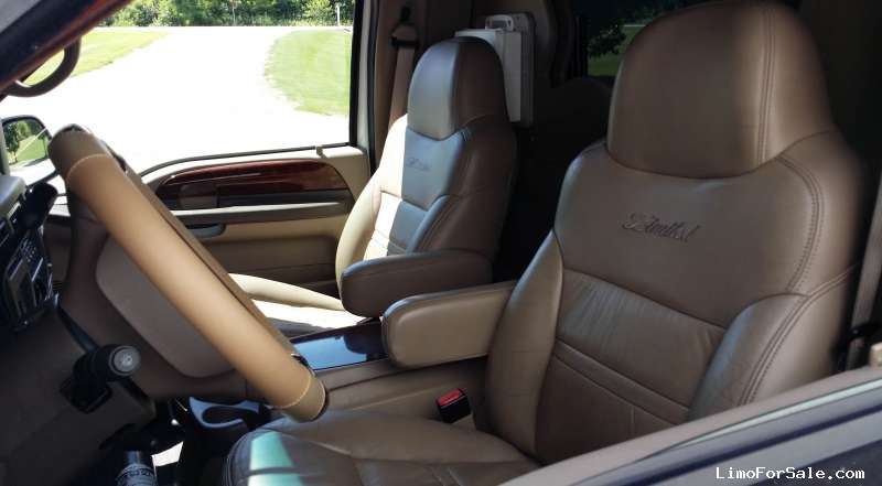 2001, Ford Excursion XLT, SUV Stretch Limo, Ultra