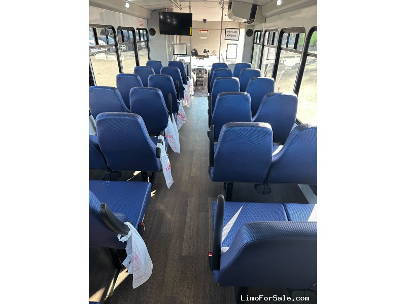 2019, Ford F-550, Mini Bus Shuttle / Tour, Ford