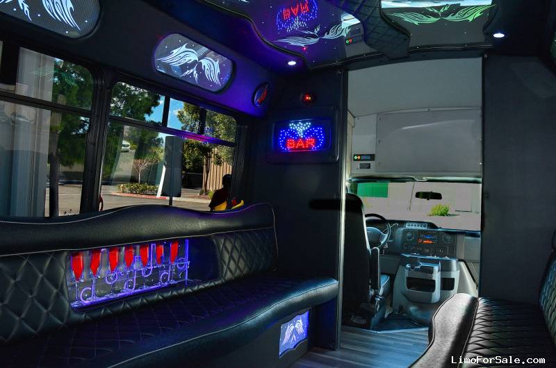 2008, Ford E-450, Party Bus, Champion
