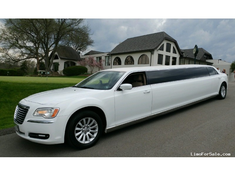 2012, Chrysler 300M, Sedan Stretch Limo, Pinnacle Limousine Manufacturing