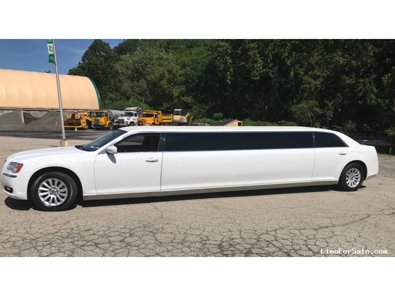 2012, Chrysler 300M, Sedan Stretch Limo, Pinnacle Limousine Manufacturing