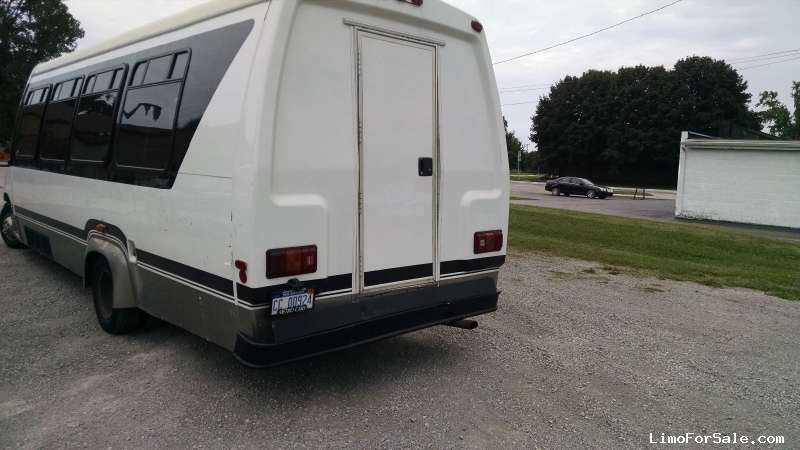 2003, Ford E-450, Mini Bus Shuttle / Tour, Turtle Top