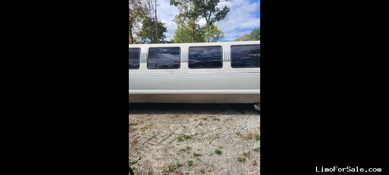 2001, SUV Limo, Executive Coach Builders