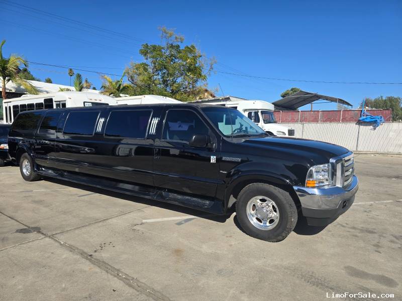 2002, SUV Stretch Limo