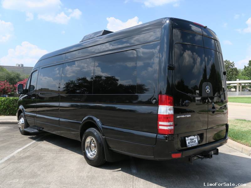 2016, Party Bus