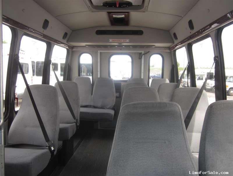 2011, Ford E-350, Mini Bus Shuttle / Tour, Turtle Top