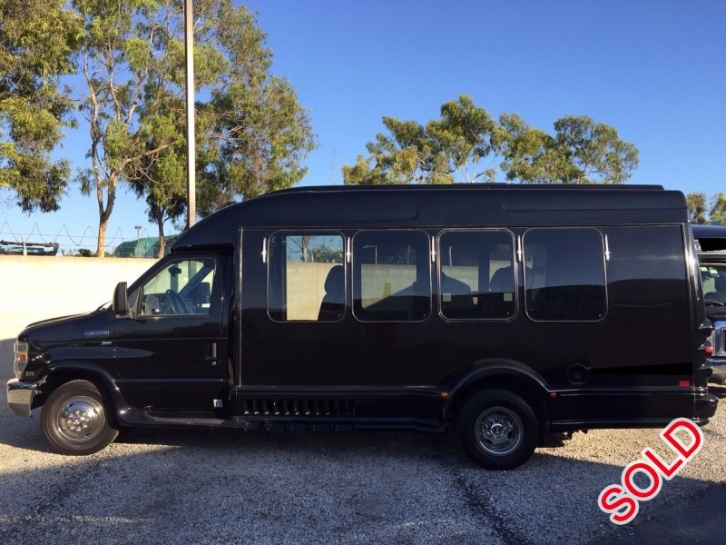 2011, Ford E-350, Van Shuttle / Tour, Turtle Top