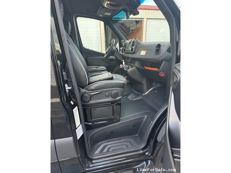 2024, Mercedes-Benz Sprinter, Van Shuttle / Tour, Westwind