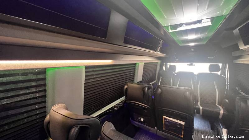 2023, Van Shuttle / Tour, Executive Coach Builders