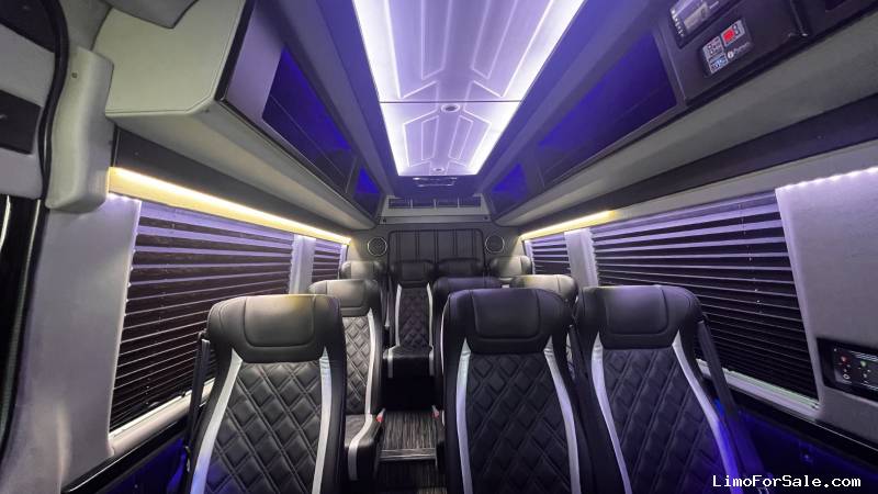 2023, Van Shuttle / Tour, Executive Coach Builders