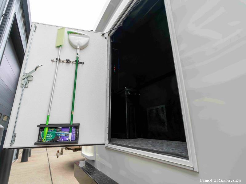2026, Party Bus, LGE Coachworks