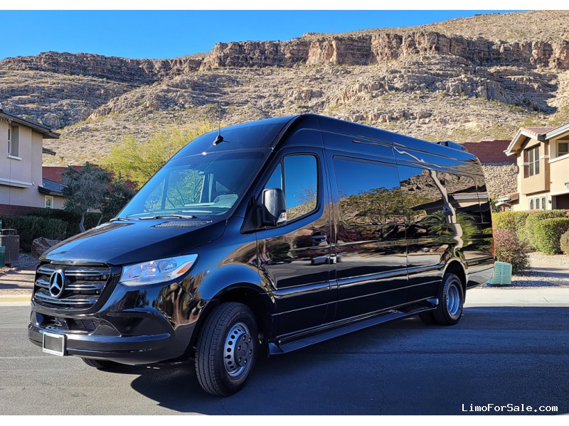 2023, Mercedes-Benz Sprinter, Van Limo