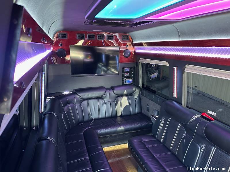 2019, Van Limo, Royal Coach Builders
