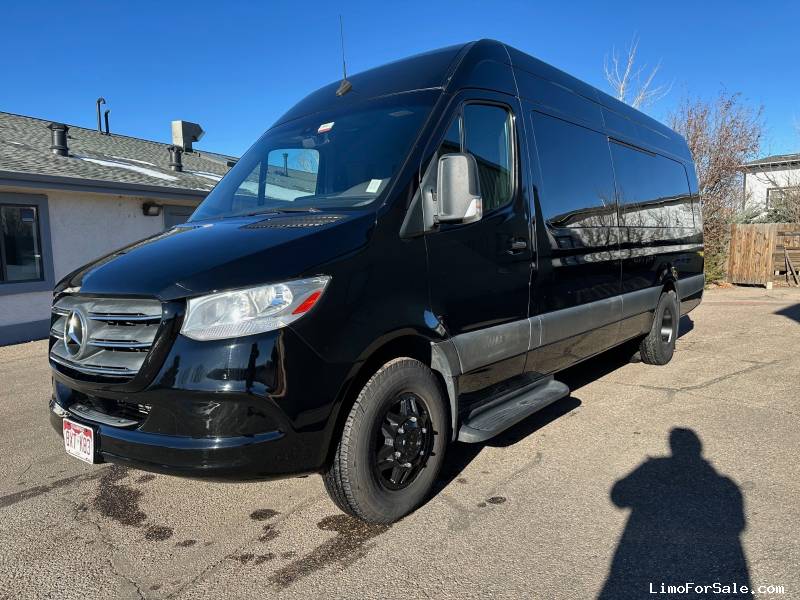 2019, Van Limo, Royal Coach Builders